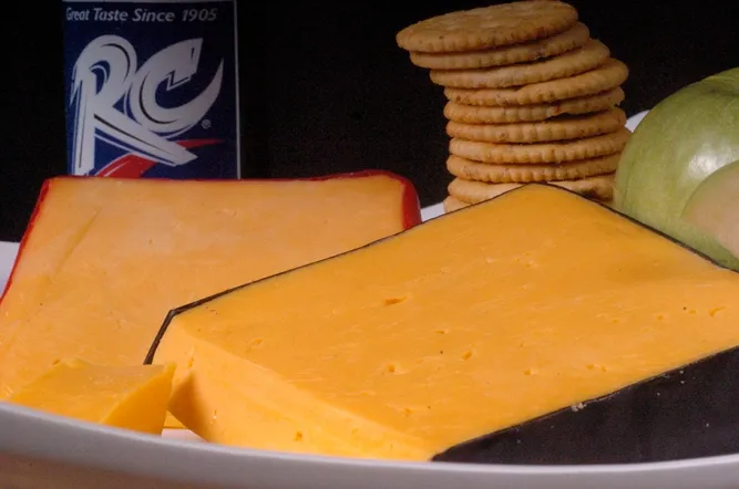 What is Hoop Cheese? The Traditional Delight from Southern United State ...